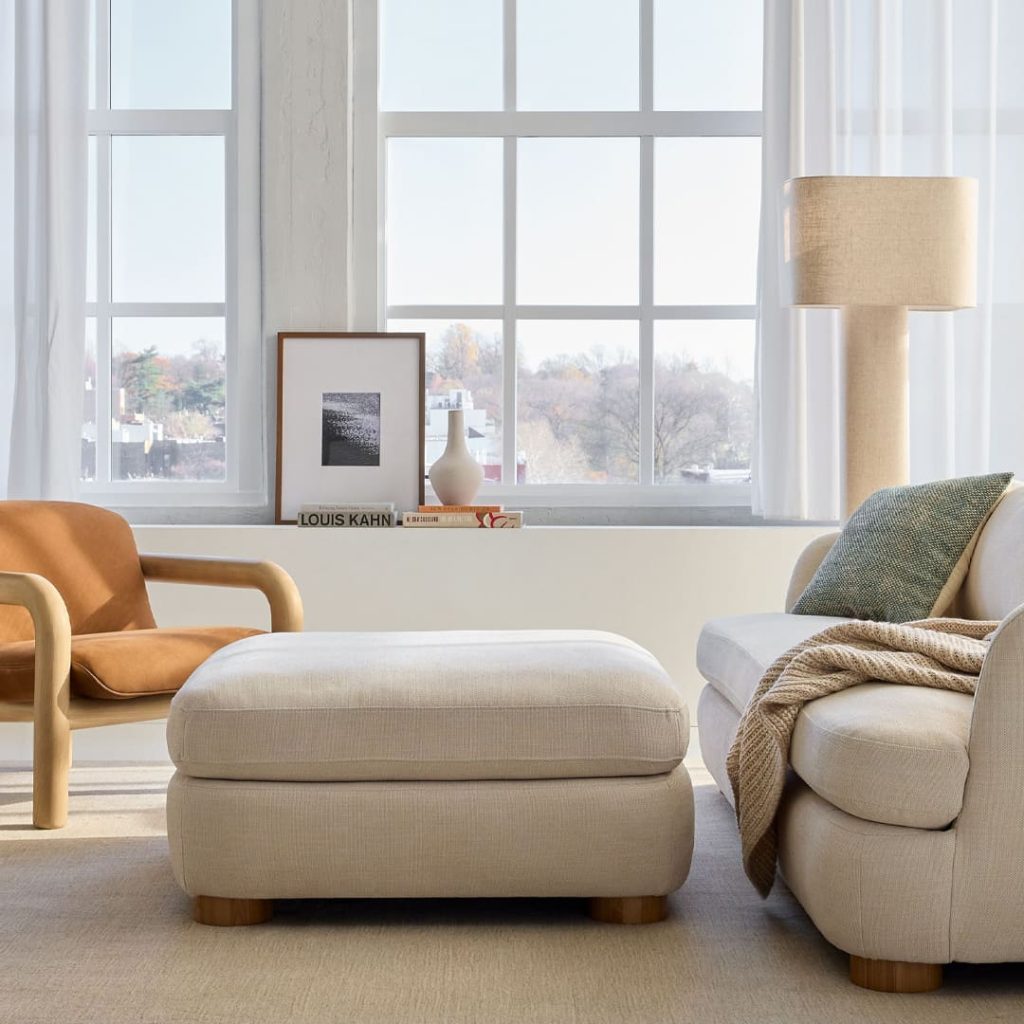 Ottoman Elira – Taylor Deco